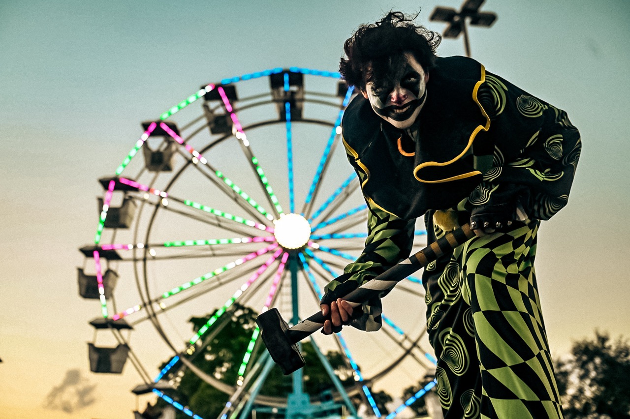 Rides & Games - House of Horror Haunted Carnival